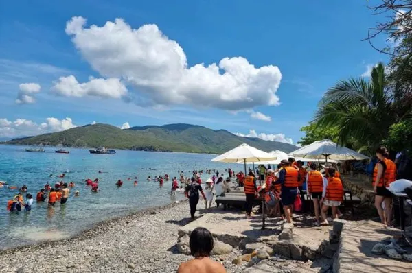 Khánh Hoà plans multiple activities to attract tourists