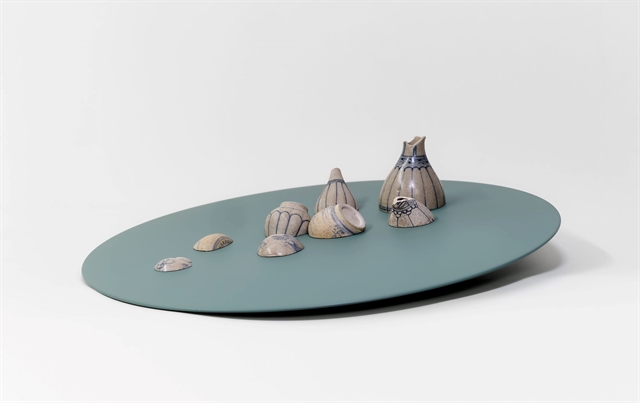 Famous object designer presents art of assembling with Vietnamese lacquer