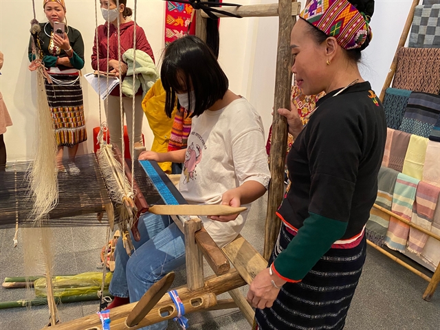 Traditional weaving exhibition draws Hà Nội audience