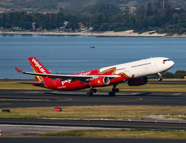 Vietjet posts over $2 billion in revenue, expanding fleet with new aircraft