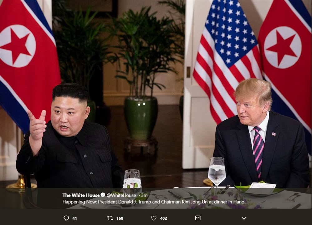US President Trump meets with DPRK Chairman Kim